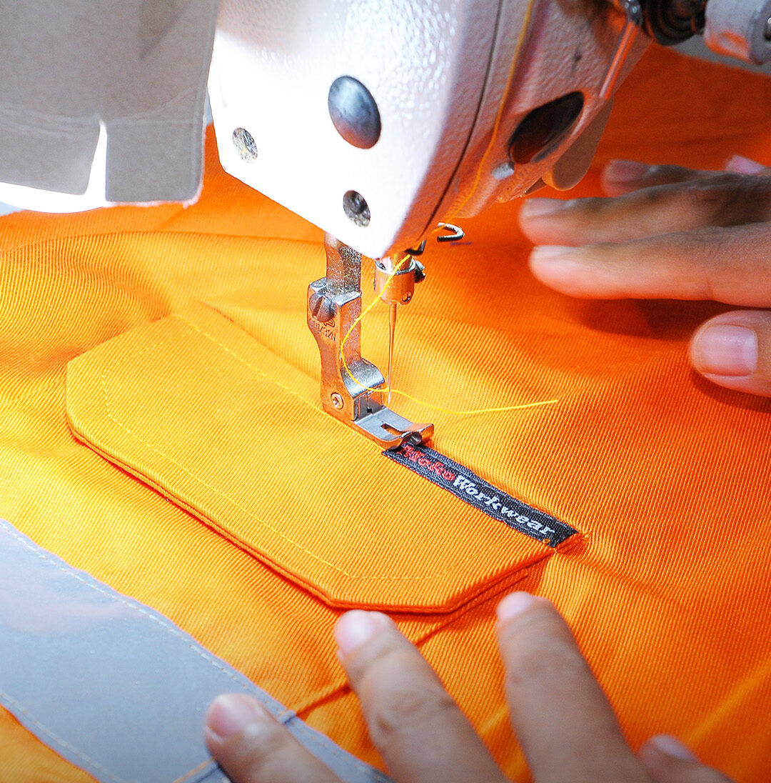 Konveksi Wearpack Berkualitas | Pembuatan Wearpack Custom Sesuai Kebutuhan